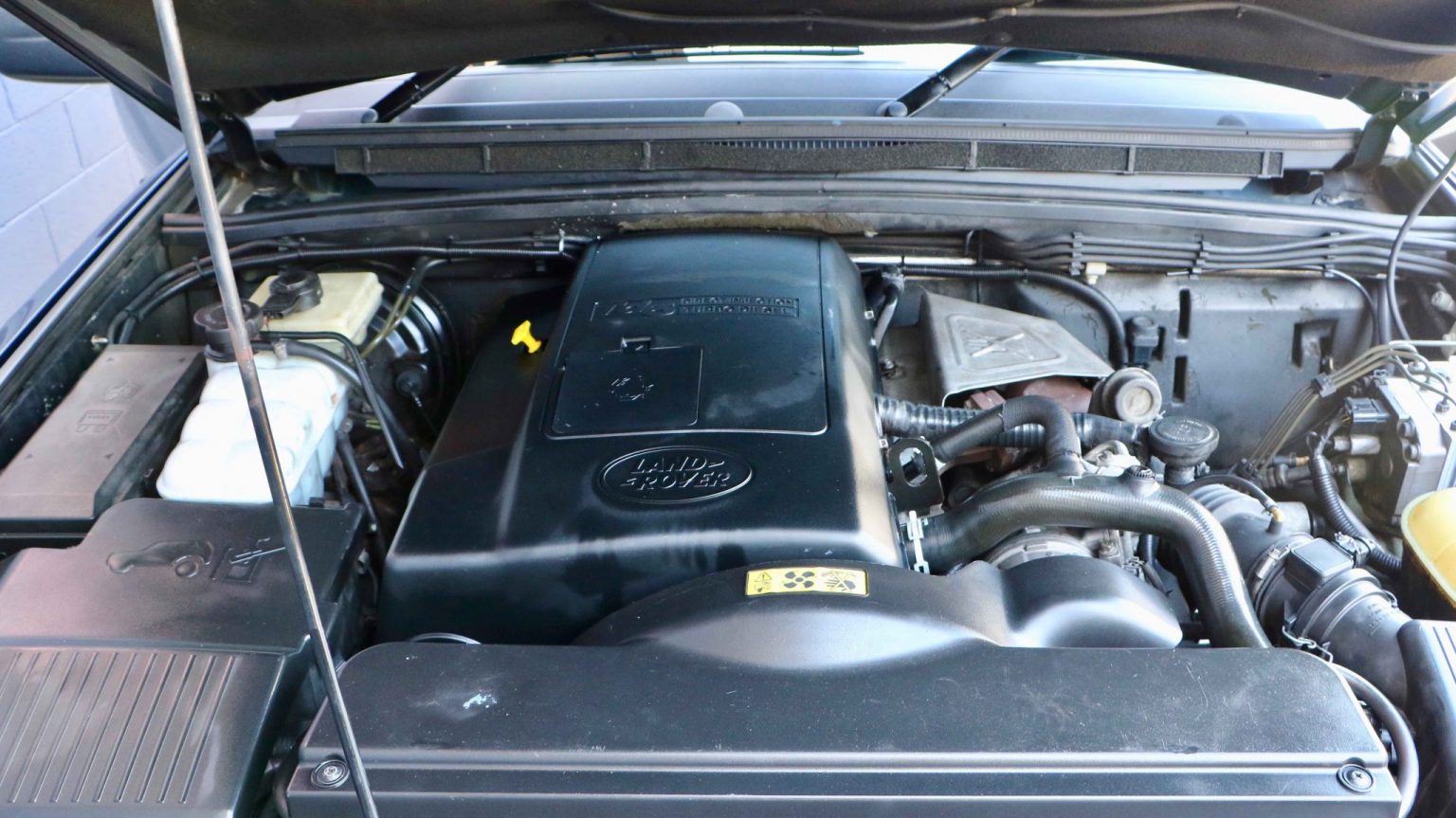 10_Roving_Mechanical_under_bonnet_Td5_engine - Pat Callinan's 4X4 ...