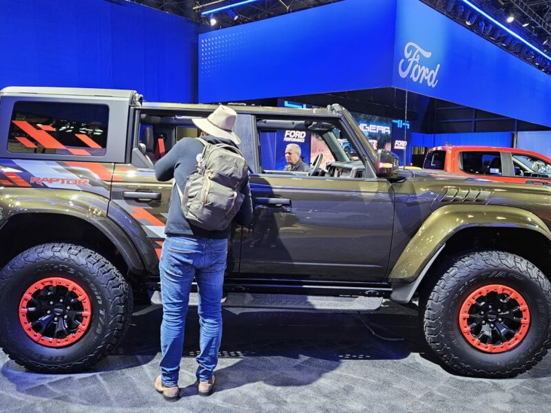 Custom Ford Everest: Built to move mountains - Pat Callinan's 4X4 ...