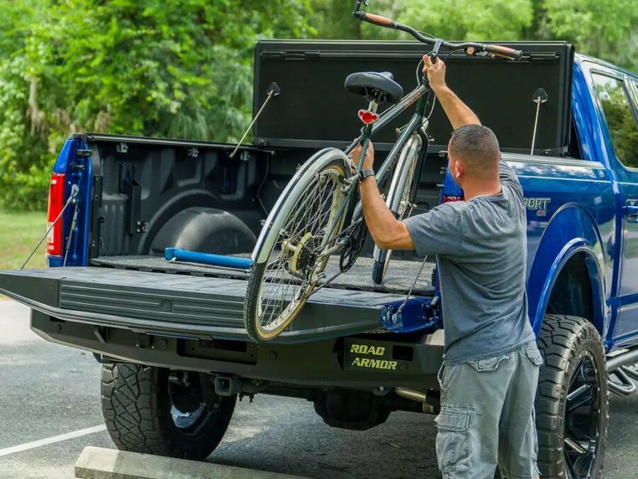 Sweet Rocky Road Damper - A Decadent Bush Delight - Pat Callinan's 4X4 ...