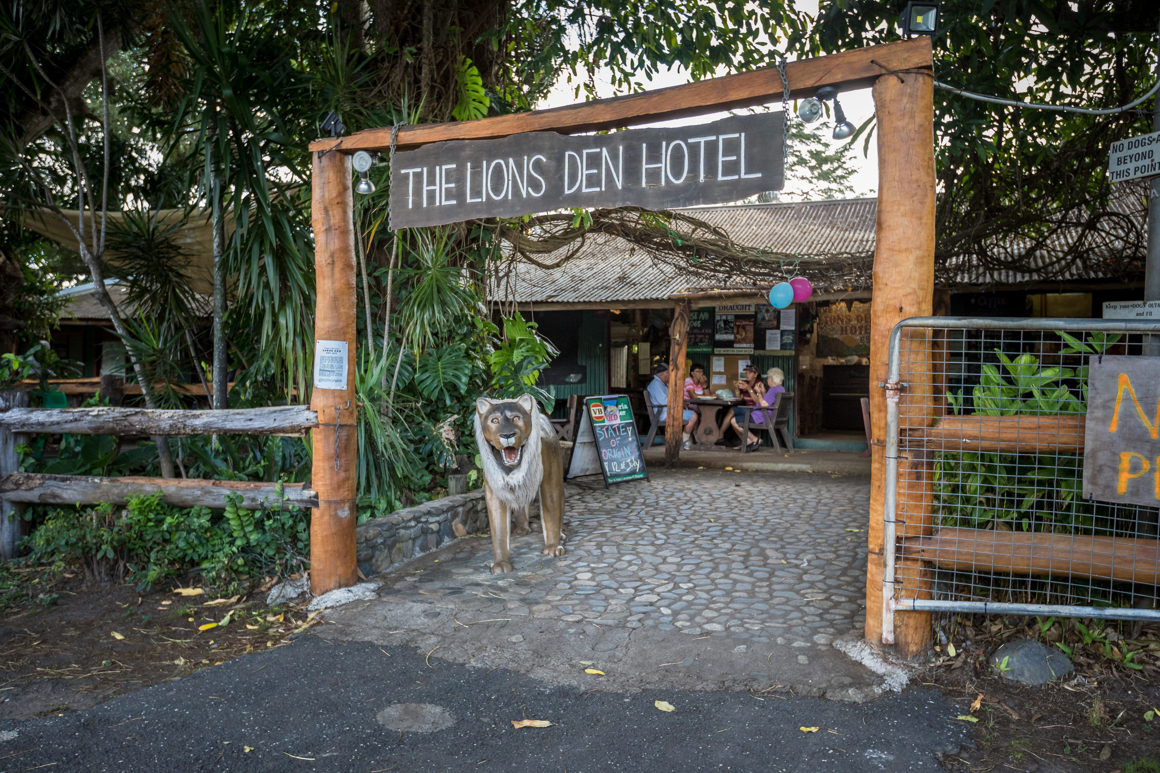 Iconic Lion's Den Hotel up for sale - Pat Callinan's 4X4 Adventures