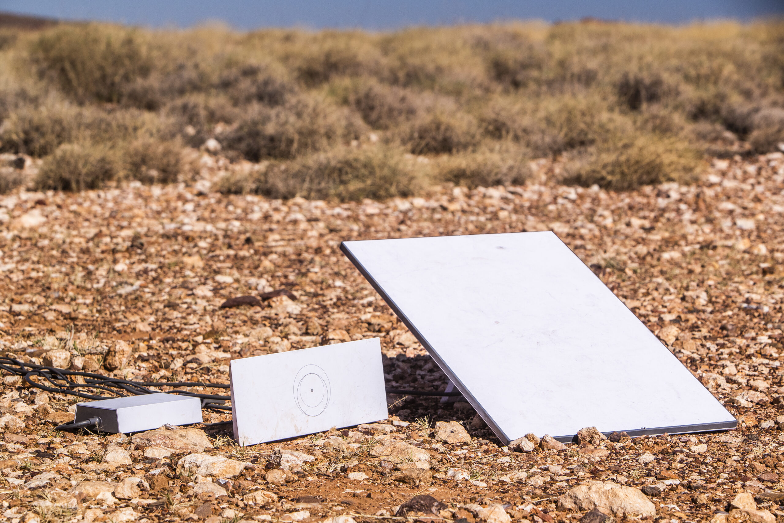 How To Call For Help In The Outback - Pat Callinan's 4X4 Adventures