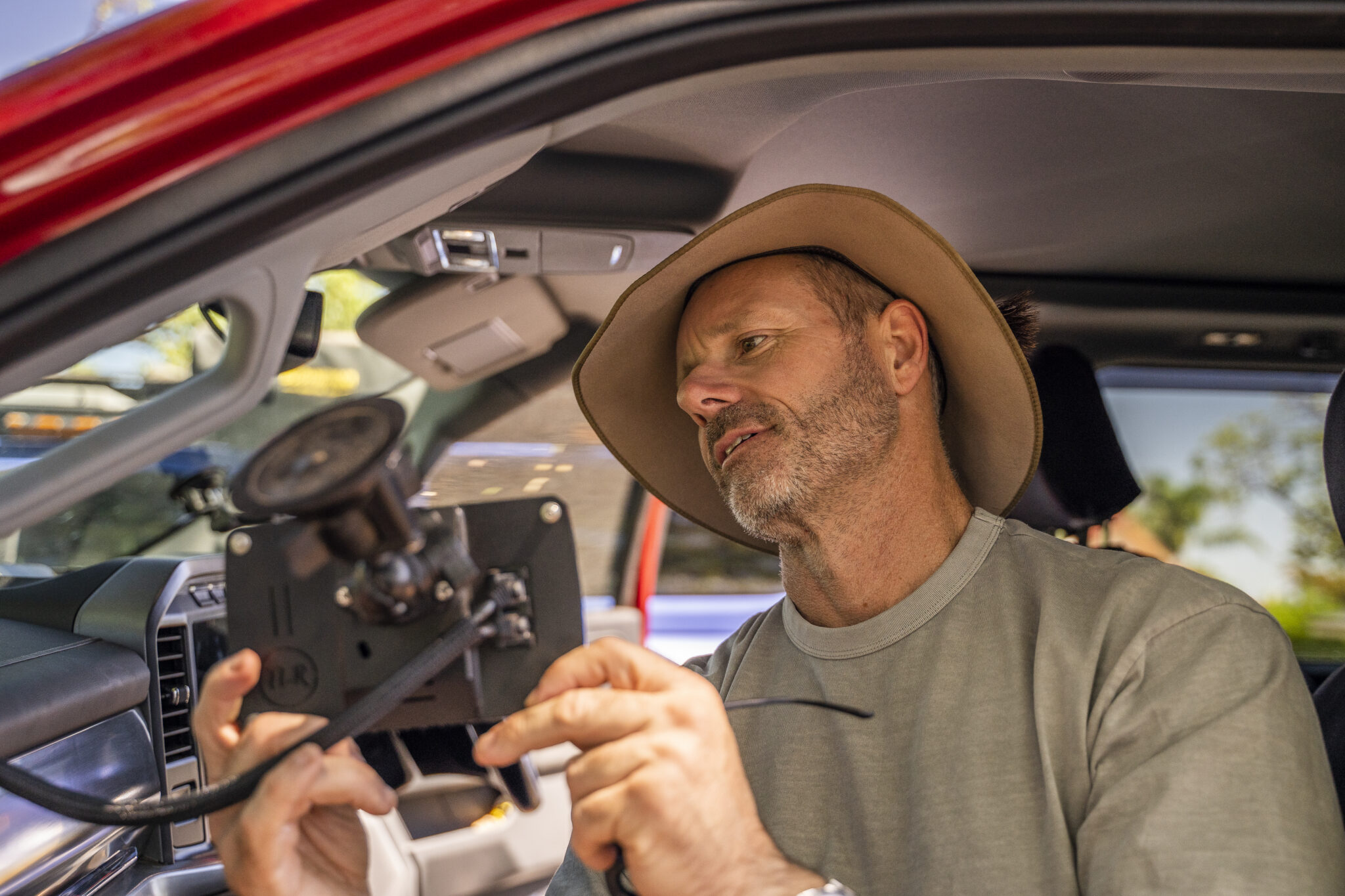 BCDC Alpha vs Alpha R: Which REDARC Charger is Right for You? - Pat ...