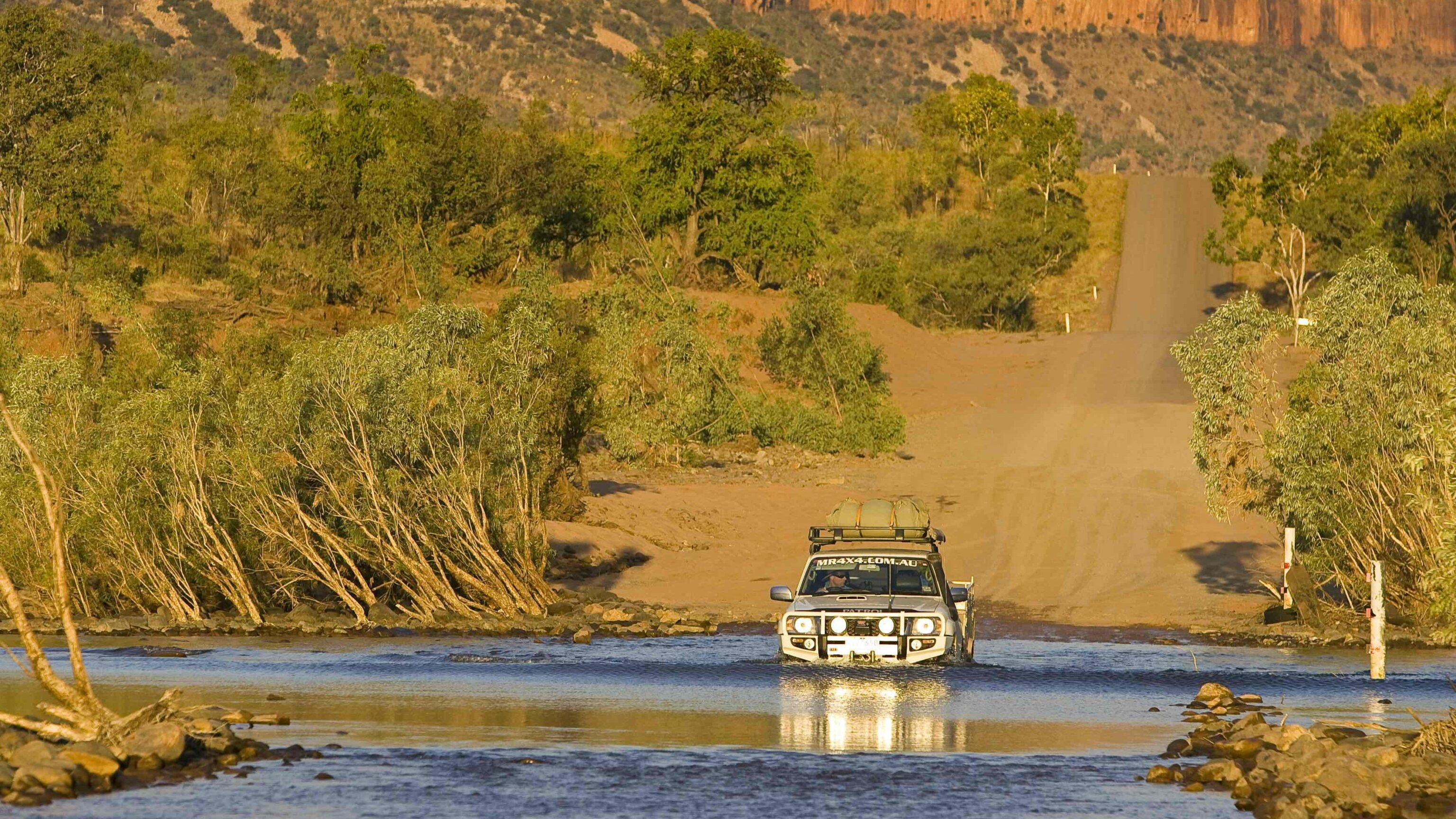 How to tackle water crossings - Pat Callinan's 4X4 Adventures