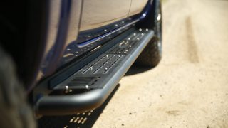 New Kingsley Rogue Side Steps hit the market - Pat Callinan's 4X4 ...