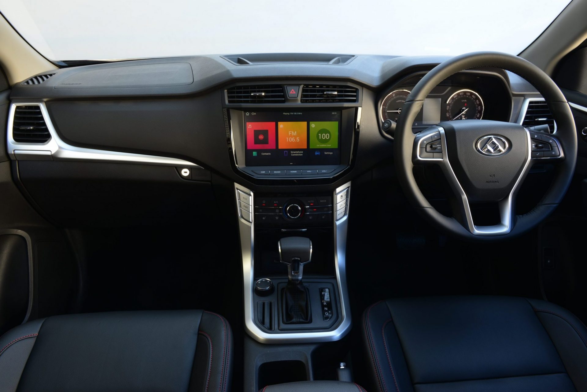 LDV_T60_LUXE_Dashboard_0004 - Pat Callinan's 4X4 Adventures