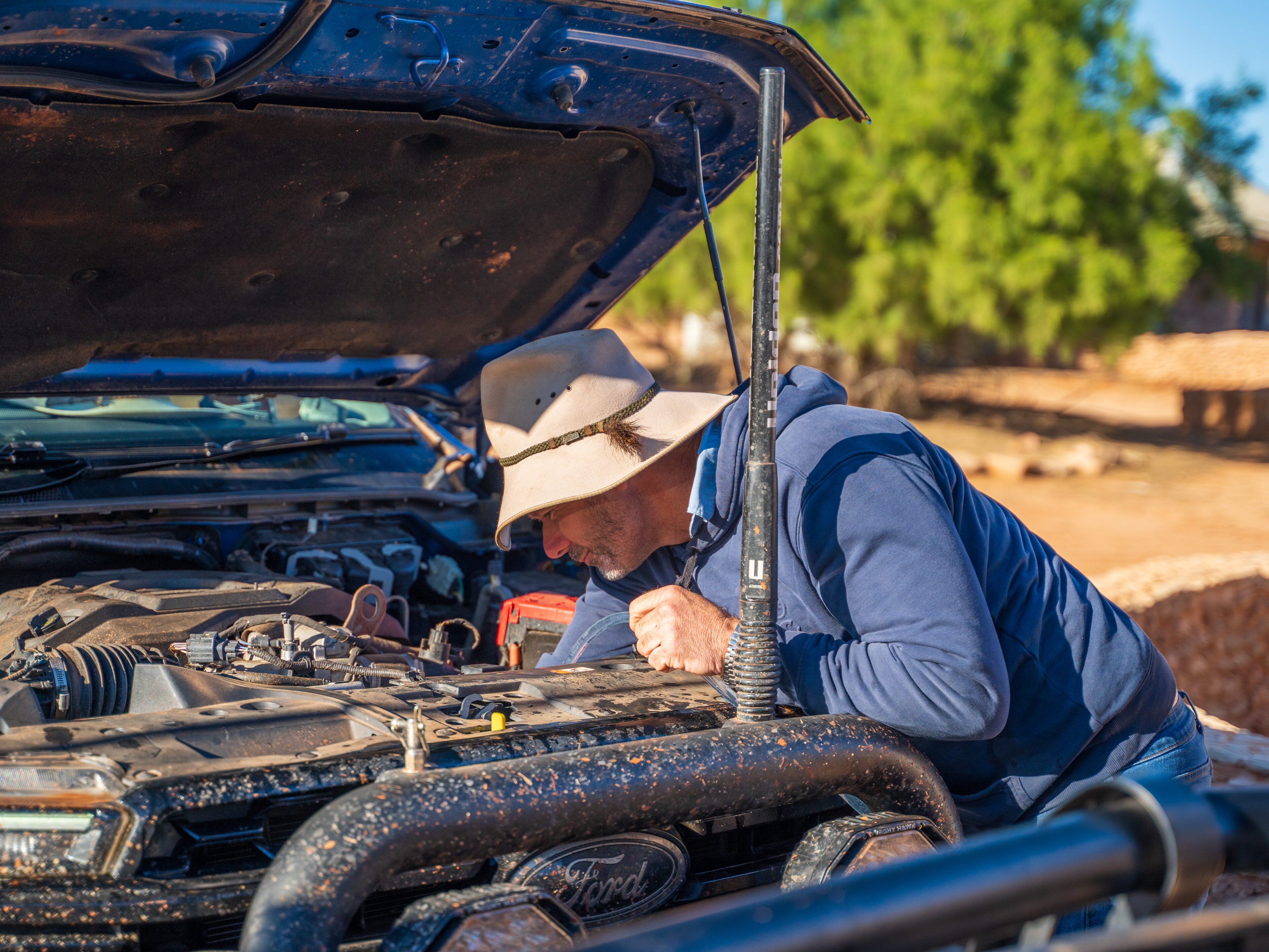 Firestryker - New fire extinguisher for Australia from ARB - Pat ...