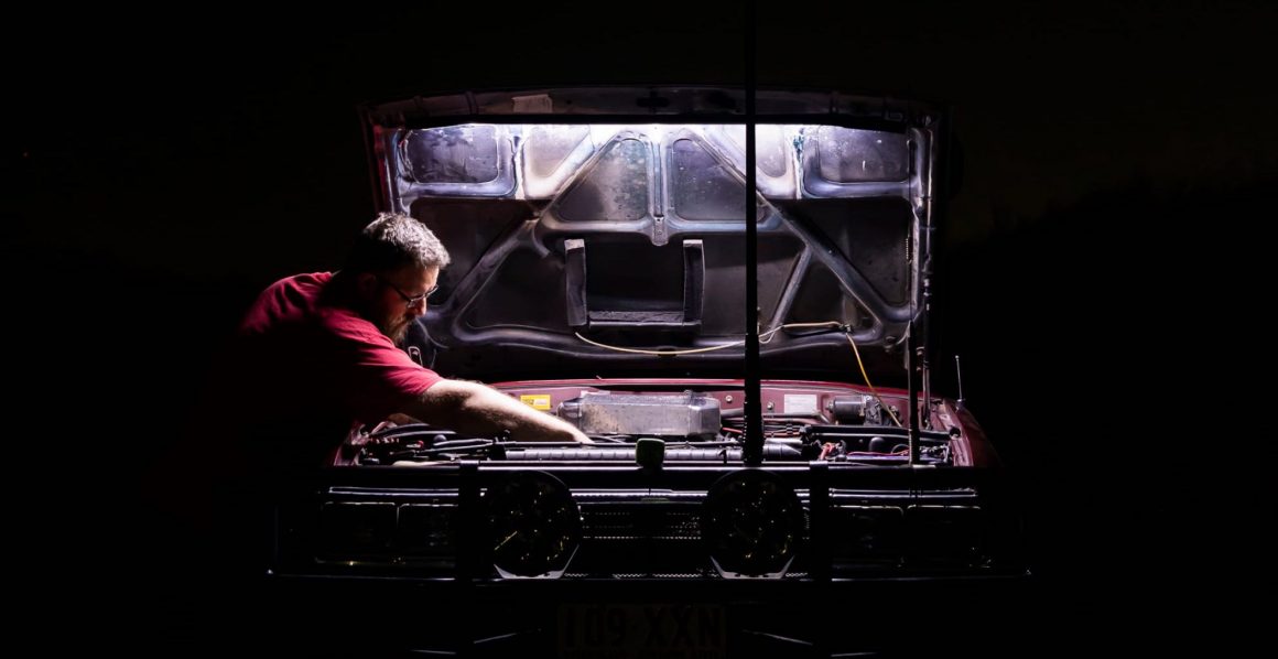 How to install under-bonnet lights - Pat Callinan's 4X4 Adventures