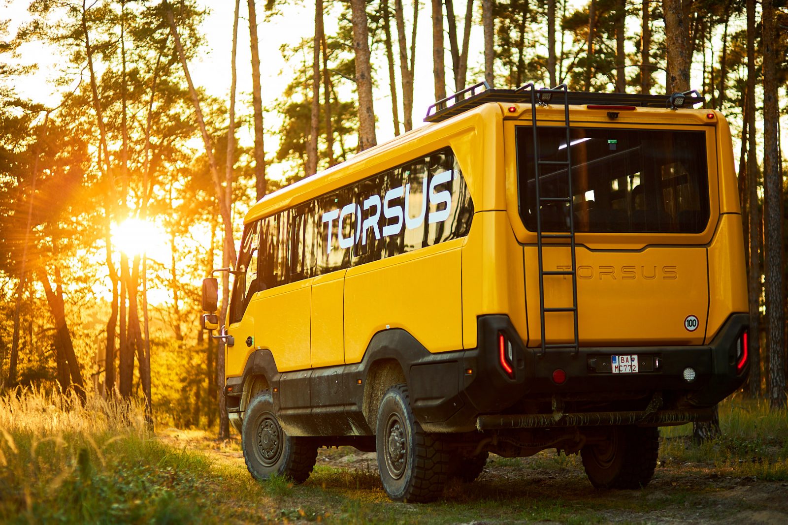 BUILD YOUR OWN MONSTER TOURER - Pat Callinan's 4X4 Adventures